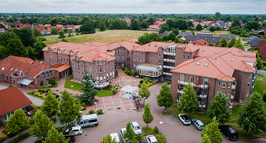 Luftbild – Altenwohn und Pflegezentrum Eben-Eser Moormerland